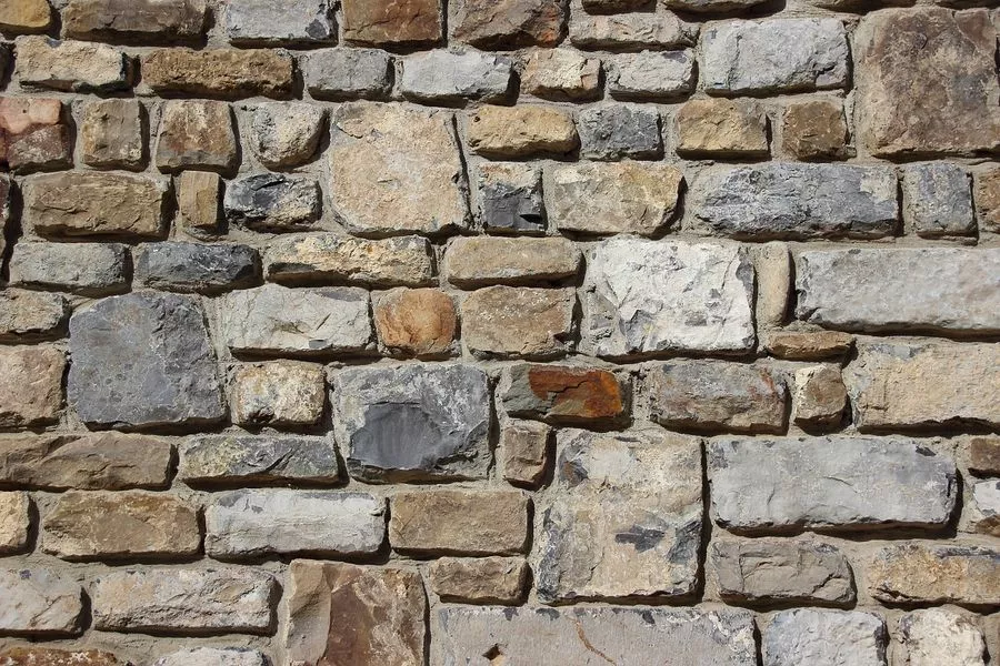 How to Change Exterior Stone Color? (Step By Step Guide) - DiscussDiy