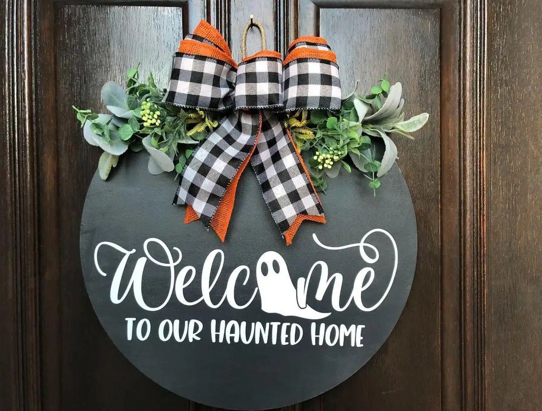 26 Spooktacular DIY Halloween Door Signs to Welcome Your Guests ...